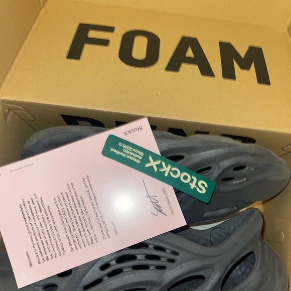 adidas | Shoes | Yeezy Foam Runner Onyx Size 2 | Poshmark